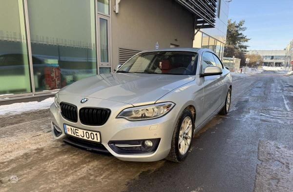 Pelēks BMW 220 2015 Viļņa, ar dzinēja tilpumu 2.00 L un nobraukumu 176 tūkst. km par 11500 €, foto 2 vietnē AUTOMOTO.COM.LV