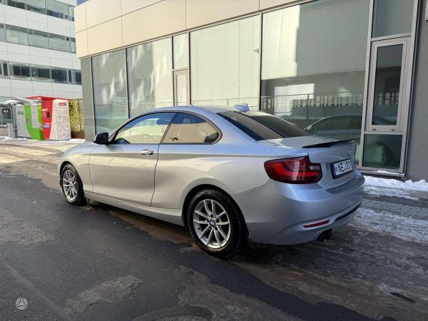 Pelēks BMW 220 2015 Viļņa, ar dzinēja tilpumu 2.00 L un nobraukumu 176 tūkst. km par 11500 €, foto 4 vietnē AUTOMOTO.COM.LV