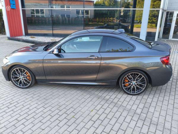 Grey BMW 220 2015 in Marijampole, with an engine capacity of 2.00 L and mileage of 273 thousand km for 11700 €, photo 5 on AUTOMOTO.COM.LV
