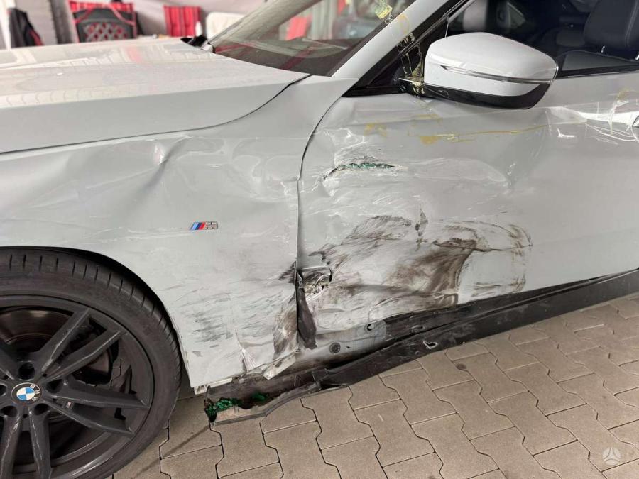 Pelēks BMW 220 2022 Marijampole, ar dzinēja tilpumu 2.00 L un nobraukumu 53 tūkst. km par 23500 €, foto 9 vietnē AUTOMOTO.COM.LV