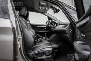 Grey BMW 220 2016 in Riga, with an engine capacity of 2.00 L and mileage of 271 thousand km for 9500 €, photo 11 on AUTOMOTO.COM.LV