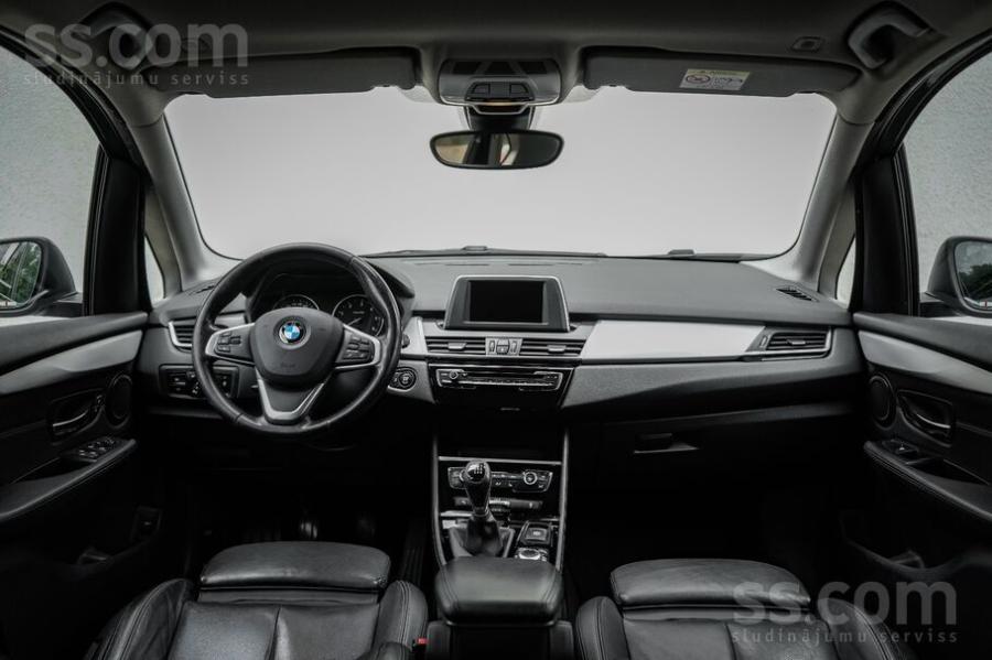 Grey BMW 220 2016 in Riga, with an engine capacity of 2.00 L and mileage of 271 thousand km for 9500 €, photo 14 on AUTOMOTO.COM.LV
