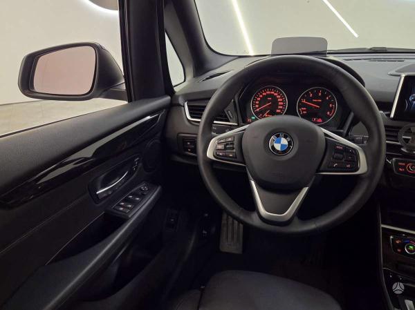 Grey BMW 220 2015 in Marijampole, with an engine capacity of 2.00 L and mileage of 280 thousand km for 11750 €, photo 6 on AUTOMOTO.COM.LV