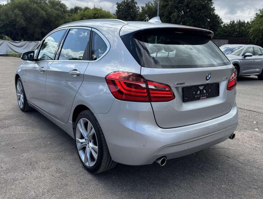 Pelēks BMW 220 2016 Panevēža, ar dzinēja tilpumu 2.00 L un nobraukumu 172 tūkst. km par 11500 €, foto 6 vietnē AUTOMOTO.COM.LV
