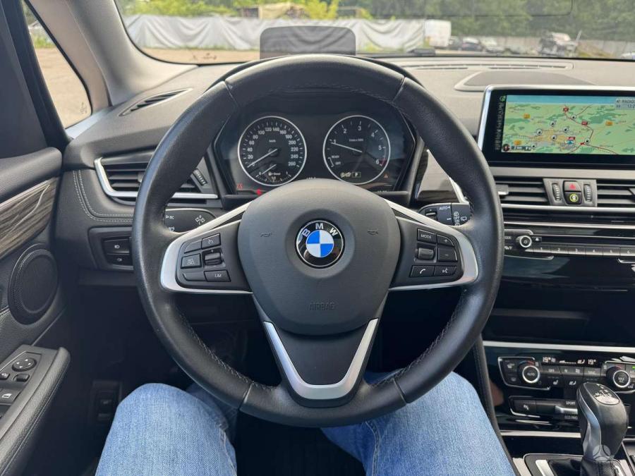 Pelēks BMW 220 2016 Panevēža, ar dzinēja tilpumu 2.00 L un nobraukumu 172 tūkst. km par 11500 €, foto 8 vietnē AUTOMOTO.COM.LV
