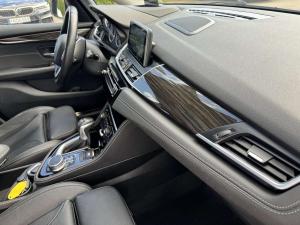 Pelēks BMW 220 2016 Panevēža, ar dzinēja tilpumu 2.00 L un nobraukumu 172 tūkst. km par 11500 €, foto 15 vietnē AUTOMOTO.COM.LV