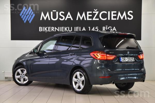 Grey BMW 220 2017 in Riga, with an engine capacity of 2.00 L and mileage of 167 thousand km for 10990 €, photo 8 on AUTOMOTO.COM.LV