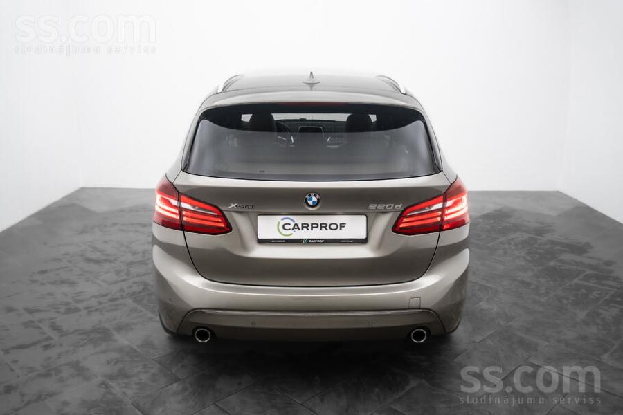 BMW 220 2014 in Riga, with an engine capacity of 2.00 L and mileage of 221 thousand km for 10999 €, photo 6 on AUTOMOTO.COM.LV