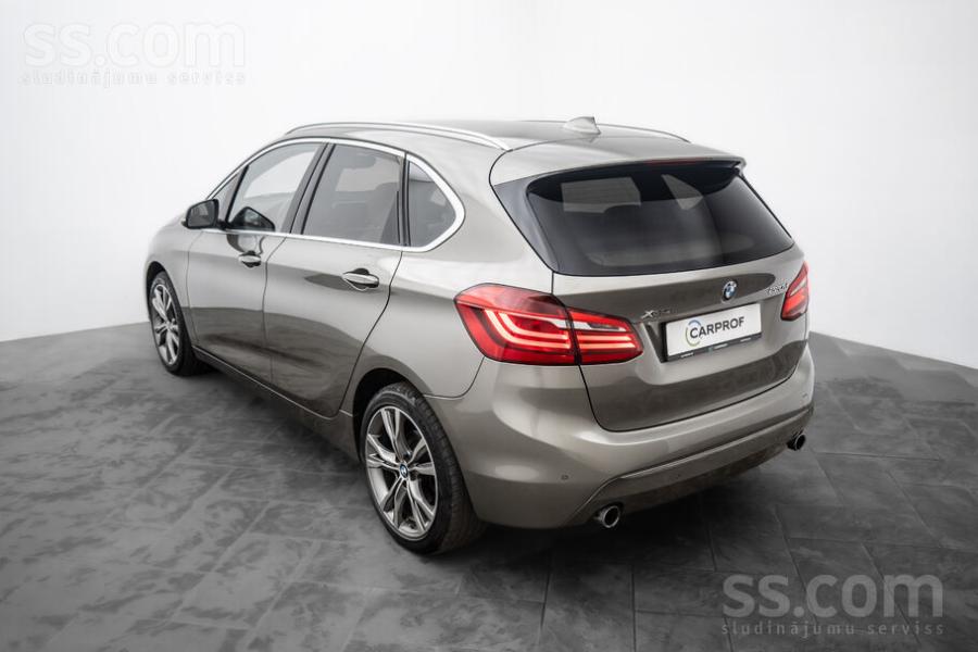 BMW 220 2014 in Riga, with an engine capacity of 2.00 L and mileage of 221 thousand km for 10999 €, photo 7 on AUTOMOTO.COM.LV