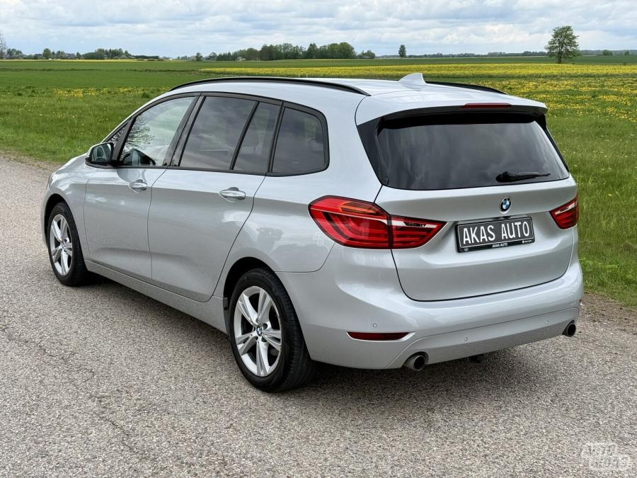 BMW 220 2016 in Vilkaviskis, with an engine capacity of 2.00 L and mileage of 221 thousand km for 10300 €, photo 4 on AUTOMOTO.COM.LV