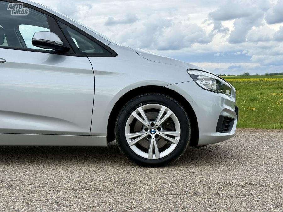 BMW 220 2016 in Vilkaviskis, with an engine capacity of 2.00 L and mileage of 221 thousand km for 10300 €, photo 9 on AUTOMOTO.COM.LV