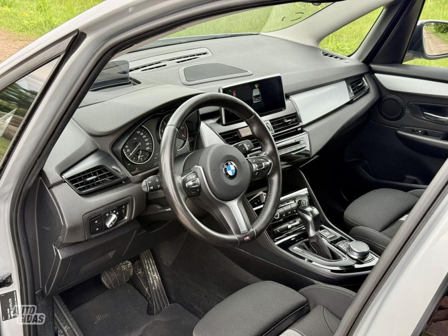 BMW 220 2016 in Vilkaviskis, with an engine capacity of 2.00 L and mileage of 221 thousand km for 10300 €, photo 11 on AUTOMOTO.COM.LV