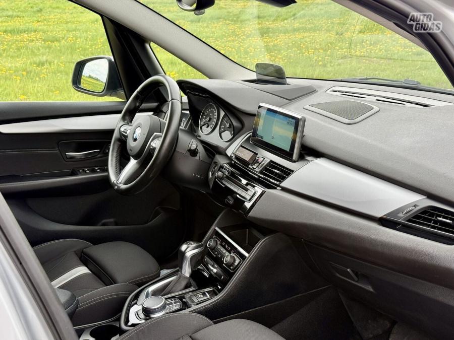 BMW 220 2016 in Vilkaviskis, with an engine capacity of 2.00 L and mileage of 221 thousand km for 10300 €, photo 20 on AUTOMOTO.COM.LV