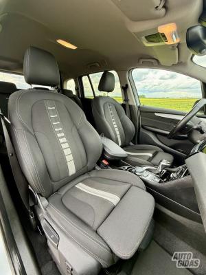 BMW 220 2016 in Vilkaviskis, with an engine capacity of 2.00 L and mileage of 221 thousand km for 10300 €, photo 21 on AUTOMOTO.COM.LV