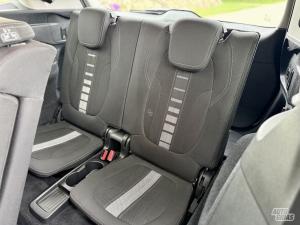 BMW 220 2016 in Vilkaviskis, with an engine capacity of 2.00 L and mileage of 221 thousand km for 10300 €, photo 24 on AUTOMOTO.COM.LV