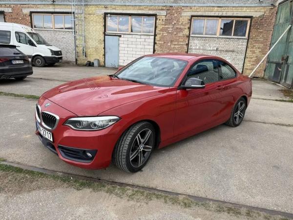 Red BMW 220 2017 in Tukums, with an engine capacity of 2.00 L and mileage of 180 thousand km for 18500 €, photo 1 on AUTOMOTO.COM.LV