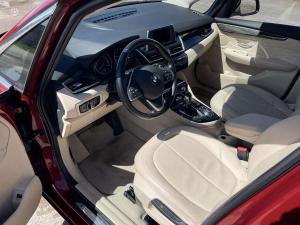 Red BMW 220 2016 in Vilnius, with an engine capacity of 2.00 L and mileage of 224 thousand km for 9500 €, photo 8 on AUTOMOTO.COM.LV