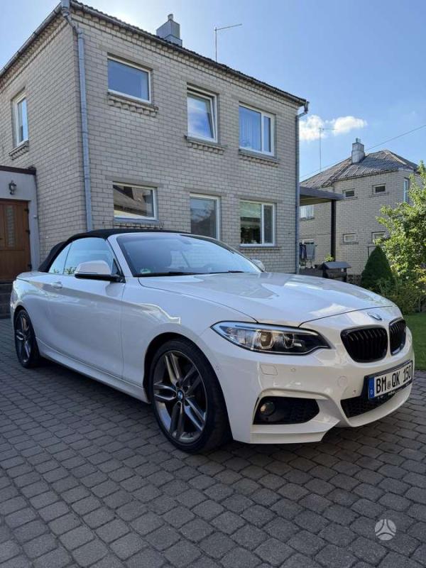 Balts BMW 220 2016 Plungė, ar dzinēja tilpumu 2.00 L un nobraukumu 43 tūkst. km par 19400 €, foto 1 vietnē AUTOMOTO.COM.LV