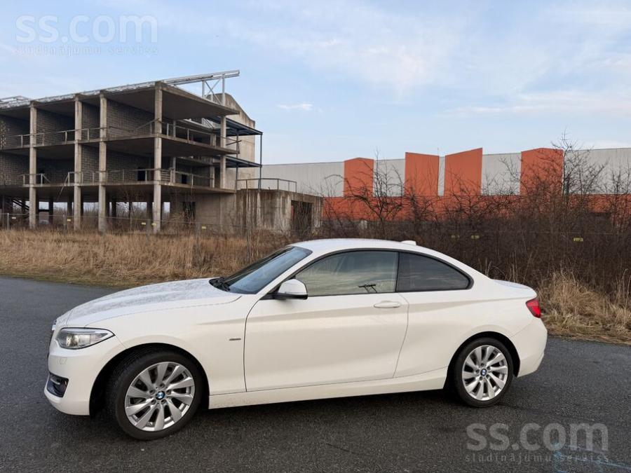 Balts BMW 220 2015 Jelgava, ar dzinēja tilpumu 2.00 L un nobraukumu 271 tūkst. km par 13100 €, foto 12 vietnē AUTOMOTO.COM.LV