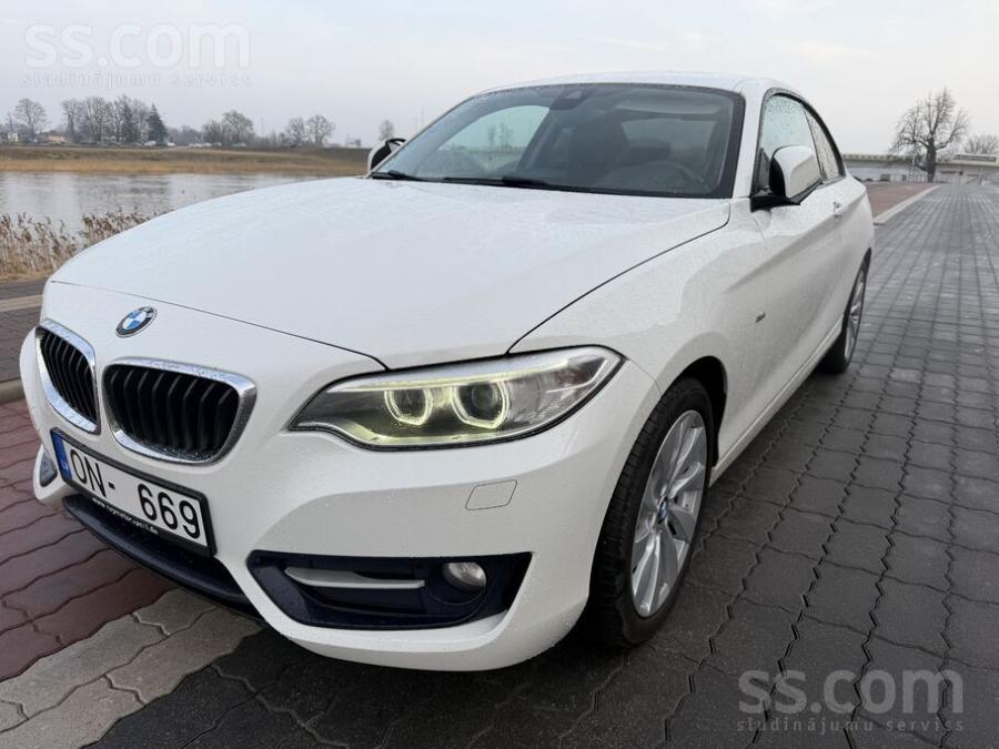 Balts BMW 220 2015 Jelgava, ar dzinēja tilpumu 2.00 L un nobraukumu 271 tūkst. km par 13100 €, foto 70 vietnē AUTOMOTO.COM.LV