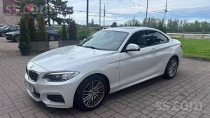 White BMW 220 2015 in Riga, with an engine capacity of 2.00 L and mileage of 116 thousand km for 17000 €, photo 4 on AUTOMOTO.COM.LV