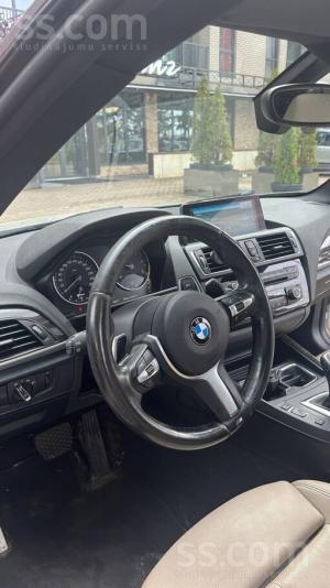 White BMW 220 2015 in Riga, with an engine capacity of 2.00 L and mileage of 116 thousand km for 17000 €, photo 15 on AUTOMOTO.COM.LV