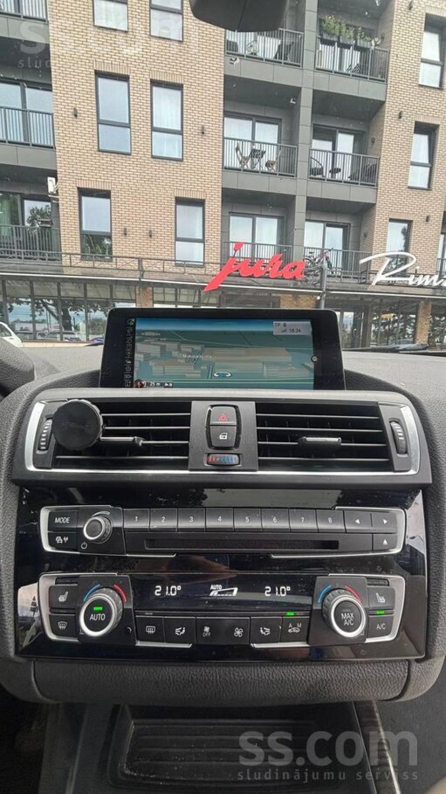 White BMW 220 2015 in Riga, with an engine capacity of 2.00 L and mileage of 116 thousand km for 17000 €, photo 17 on AUTOMOTO.COM.LV