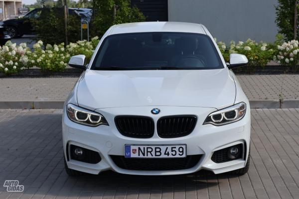White BMW 220 2015 in Kaunas, with an engine capacity of 2.00 L and mileage of 285 thousand km for 12250 €, photo 2 on AUTOMOTO.COM.LV