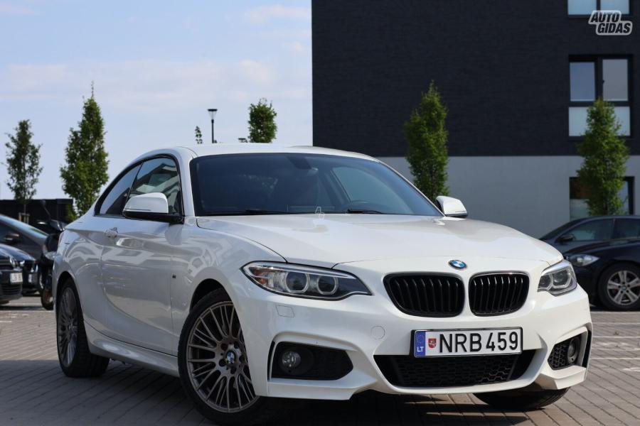 Balts BMW 220 2015 Kauņa, ar dzinēja tilpumu 2.00 L un nobraukumu 285 tūkst. km par 12250 €, foto 4 vietnē AUTOMOTO.COM.LV