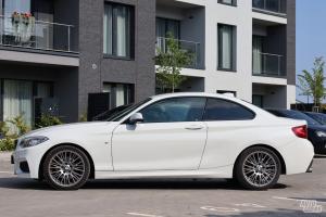Balts BMW 220 2015 Kauņa, ar dzinēja tilpumu 2.00 L un nobraukumu 285 tūkst. km par 12250 €, foto 7 vietnē AUTOMOTO.COM.LV
