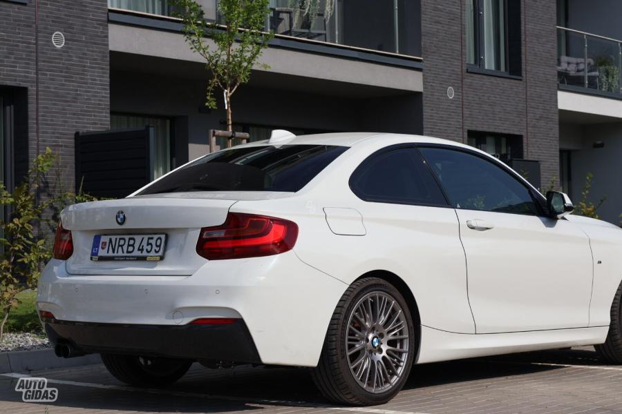 Balts BMW 220 2015 Kauņa, ar dzinēja tilpumu 2.00 L un nobraukumu 285 tūkst. km par 12250 €, foto 11 vietnē AUTOMOTO.COM.LV