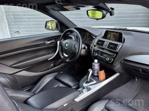 White BMW 220 2015 in Jelgava, with an engine capacity of 2.00 L and mileage of 194 thousand km for 12790 €, photo 6 on AUTOMOTO.COM.LV