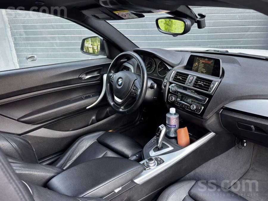 White BMW 220 2015 in Jelgava, with an engine capacity of 2.00 L and mileage of 194 thousand km for 12790 €, photo 6 on AUTOMOTO.COM.LV