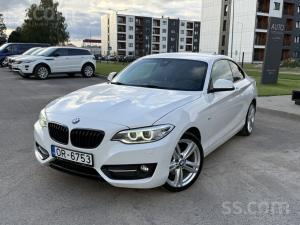 White BMW 220 2015 in Jelgava, with an engine capacity of 2.00 L and mileage of 0 thousand km for 11850 €, photo 3 on AUTOMOTO.COM.LV
