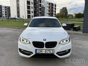 White BMW 220 2015 in Jelgava, with an engine capacity of 2.00 L and mileage of 0 thousand km for 11850 €, photo 6 on AUTOMOTO.COM.LV