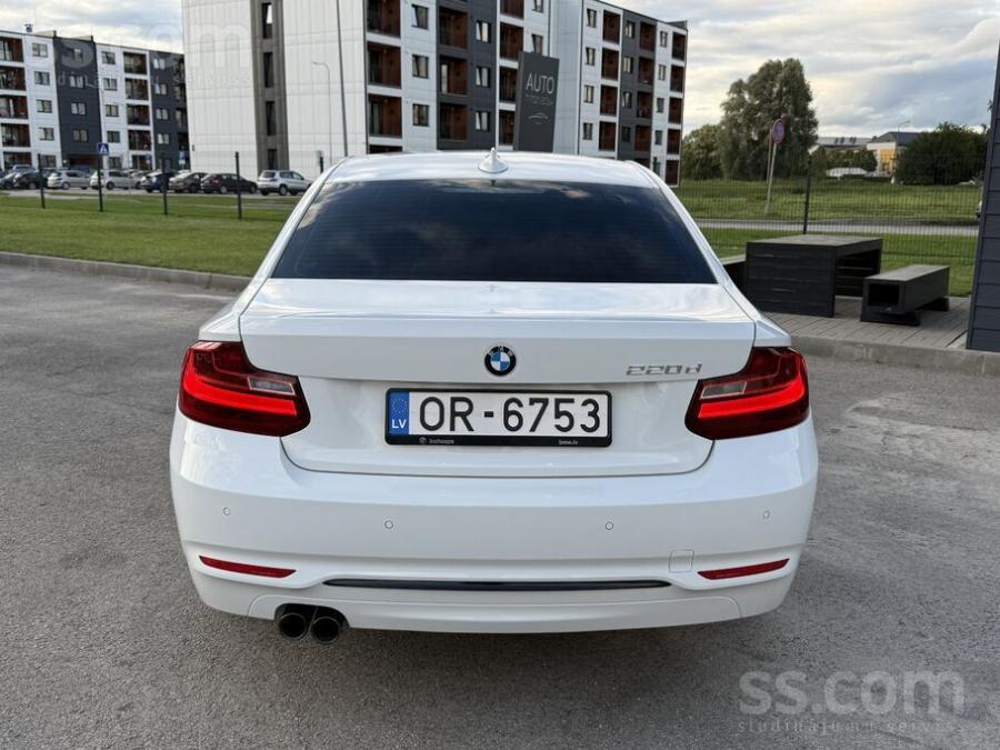 White BMW 220 2015 in Jelgava, with an engine capacity of 2.00 L and mileage of 0 thousand km for 11850 €, photo 7 on AUTOMOTO.COM.LV