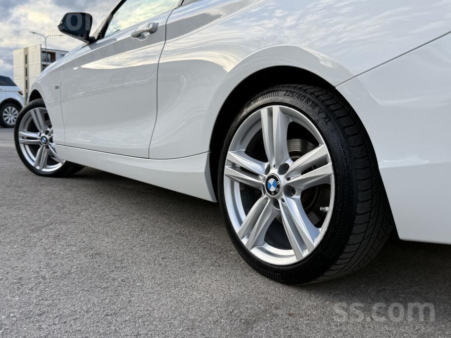 White BMW 220 2015 in Jelgava, with an engine capacity of 2.00 L and mileage of 0 thousand km for 11850 €, photo 8 on AUTOMOTO.COM.LV