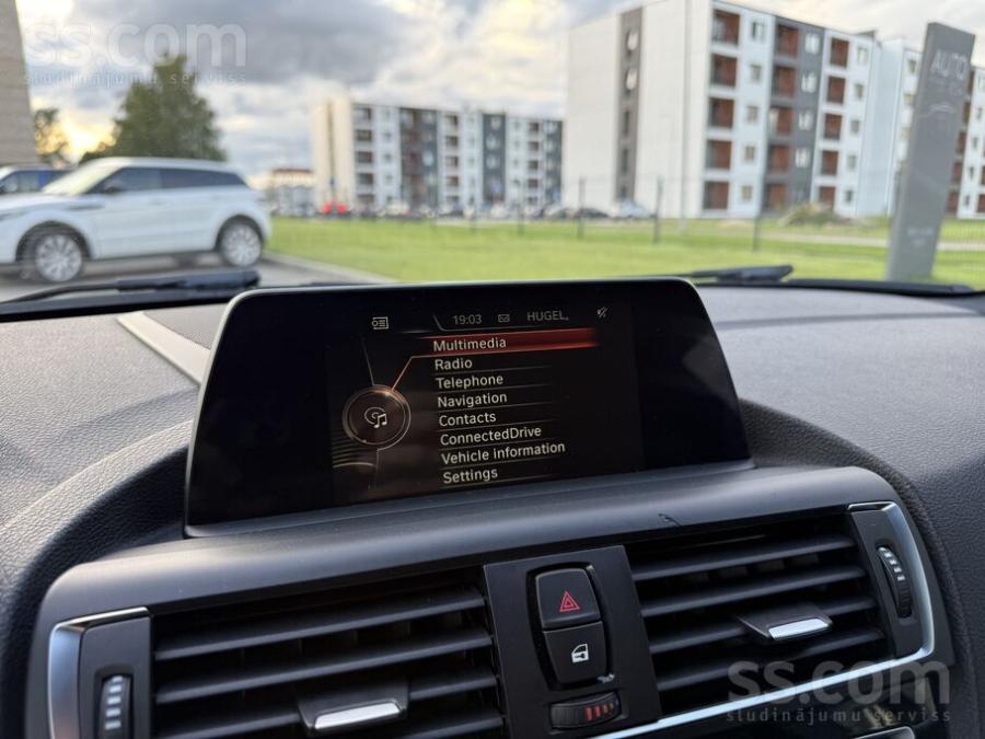 White BMW 220 2015 in Jelgava, with an engine capacity of 2.00 L and mileage of 0 thousand km for 11850 €, photo 13 on AUTOMOTO.COM.LV
