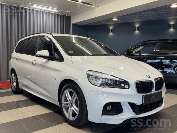 White BMW 220 2016 in Riga, with an engine capacity of 2.00 L and mileage of 104 thousand km for 14990 €, photo 3 on AUTOMOTO.COM.LV