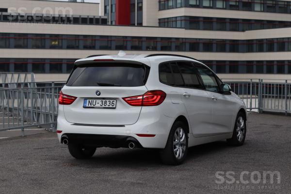 White BMW 220 2019 in Riga, with an engine capacity of 2.00 L and mileage of 285 thousand km for 10880 €, photo 6 on AUTOMOTO.COM.LV