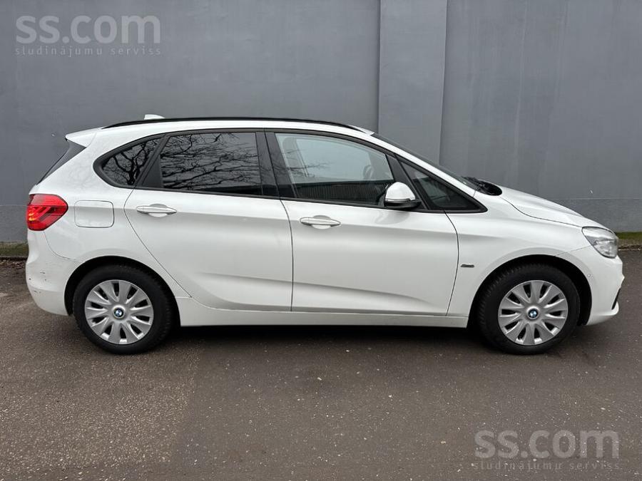 White BMW 220 2015 in Riga, with an engine capacity of 2.00 L and mileage of 0 thousand km for 6200 €, photo 4 on AUTOMOTO.COM.LV