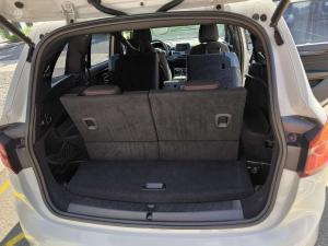 White BMW 220 2015 in Kaunas, with an engine capacity of 2.00 L and mileage of 316 thousand km for 6500 €, photo 13 on AUTOMOTO.COM.LV