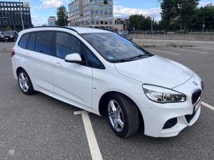 White BMW 220 2016 in Vilnius, with an engine capacity of 2.00 L and mileage of 261 thousand km for 11500 €, photo 5 on AUTOMOTO.COM.LV