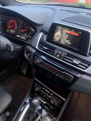 White BMW 220 2016 in Vilnius, with an engine capacity of 2.00 L and mileage of 261 thousand km for 11500 €, photo 12 on AUTOMOTO.COM.LV