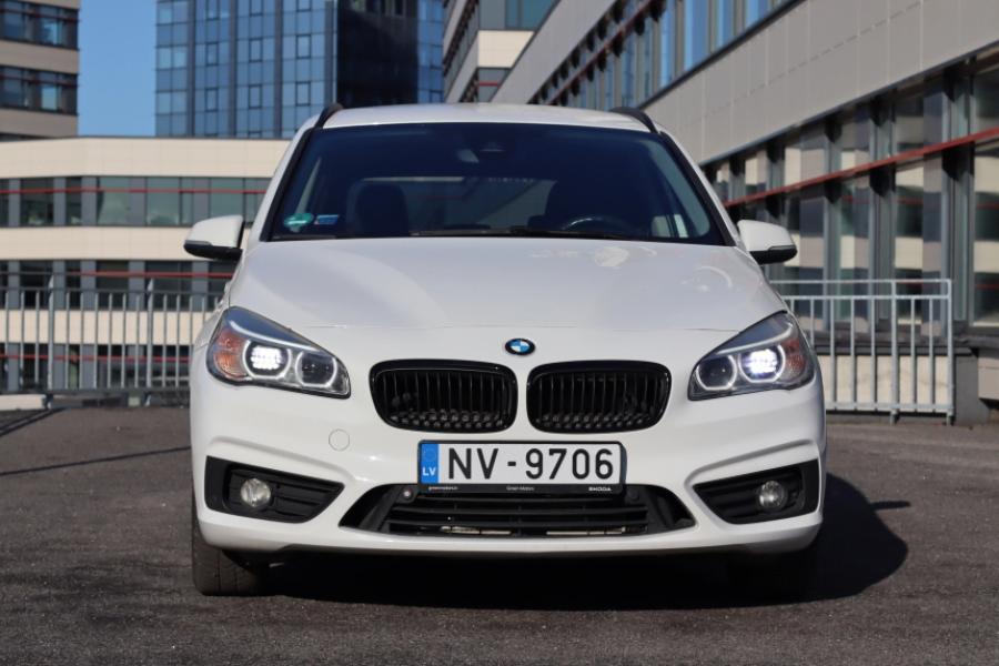 White BMW 220 2017 in Riga, with an engine capacity of 2.00 L and mileage of 324 thousand km for 7580 €, photo 17 on AUTOMOTO.COM.LV