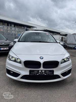 White BMW 220 2017 in Kaunas, with an engine capacity of 2.00 L and mileage of 272 thousand km for 7850 €, photo 3 on AUTOMOTO.COM.LV