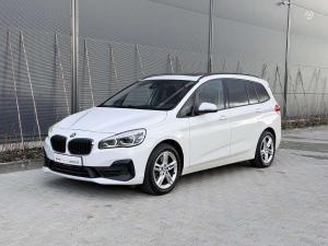 White BMW 220 2018 in Vilnius, with an engine capacity of 2.00 L and mileage of 220 thousand km for 12600 €, photo 8 on AUTOMOTO.COM.LV