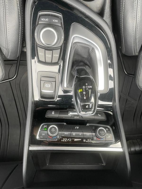 Balts BMW 220 2019 Rīga, ar dzinēja tilpumu 2.00 L un nobraukumu 285 tūkst. km par 9980 €, foto 4 vietnē AUTOMOTO.COM.LV