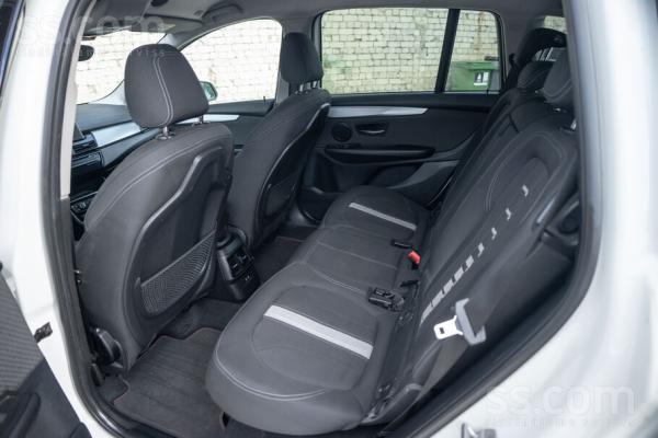 Balts BMW 220 2019 Liepāja, ar dzinēja tilpumu 2.00 L un nobraukumu 196 tūkst. km par 13900 €, foto 10 vietnē AUTOMOTO.COM.LV
