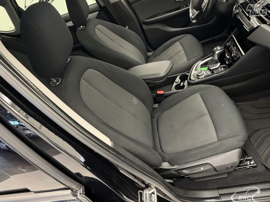 Melns BMW 225 Active Tourer 2019 Avižieniai, ar dzinēja tilpumu 1.50 L un nobraukumu 112 tūkst. km par 12500 €, foto 6 vietnē AUTOMOTO.COM.LV